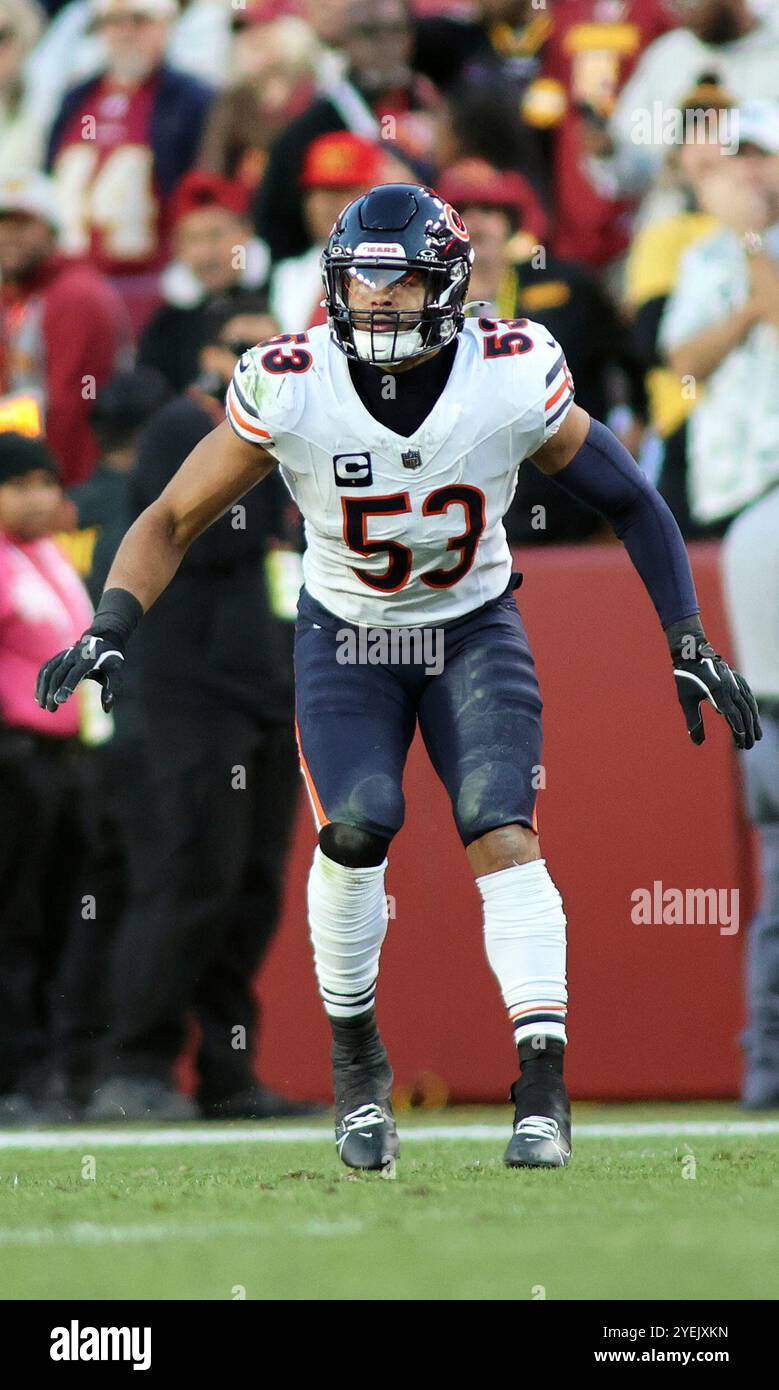 Chicago Bears linebacker T.J. Edwards (53) drops back into coverage ...