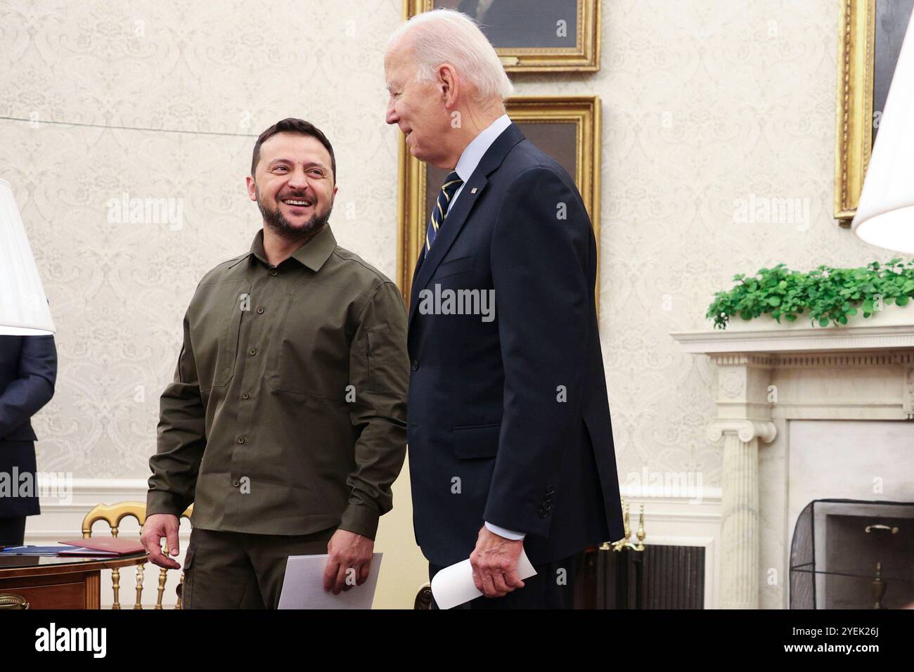 Volodymyr zelensky 2024 hi-res stock photography and images - Alamy