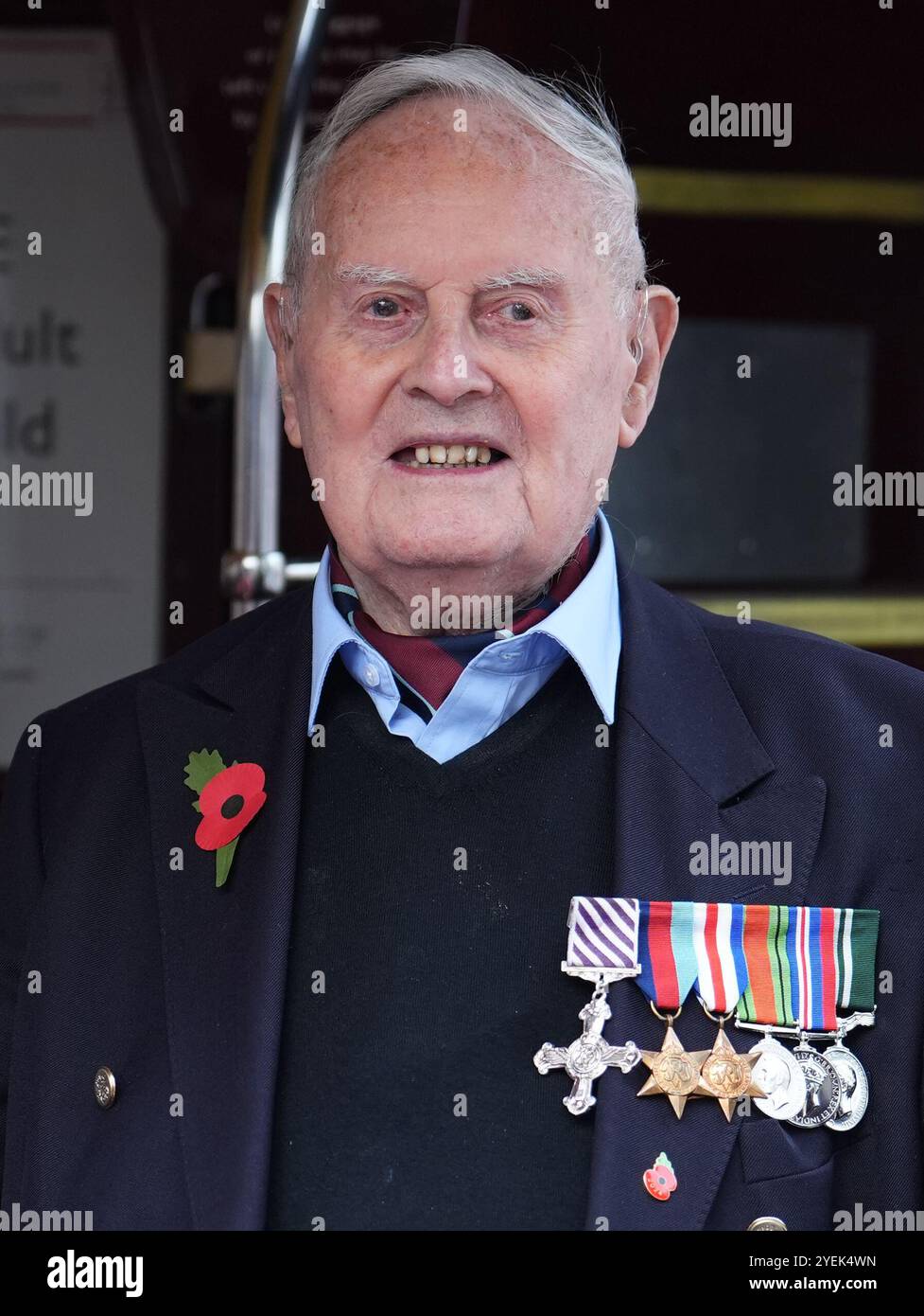 Mosquito bomber pilot veteran Colin Bell, 103, who was awarded the ...