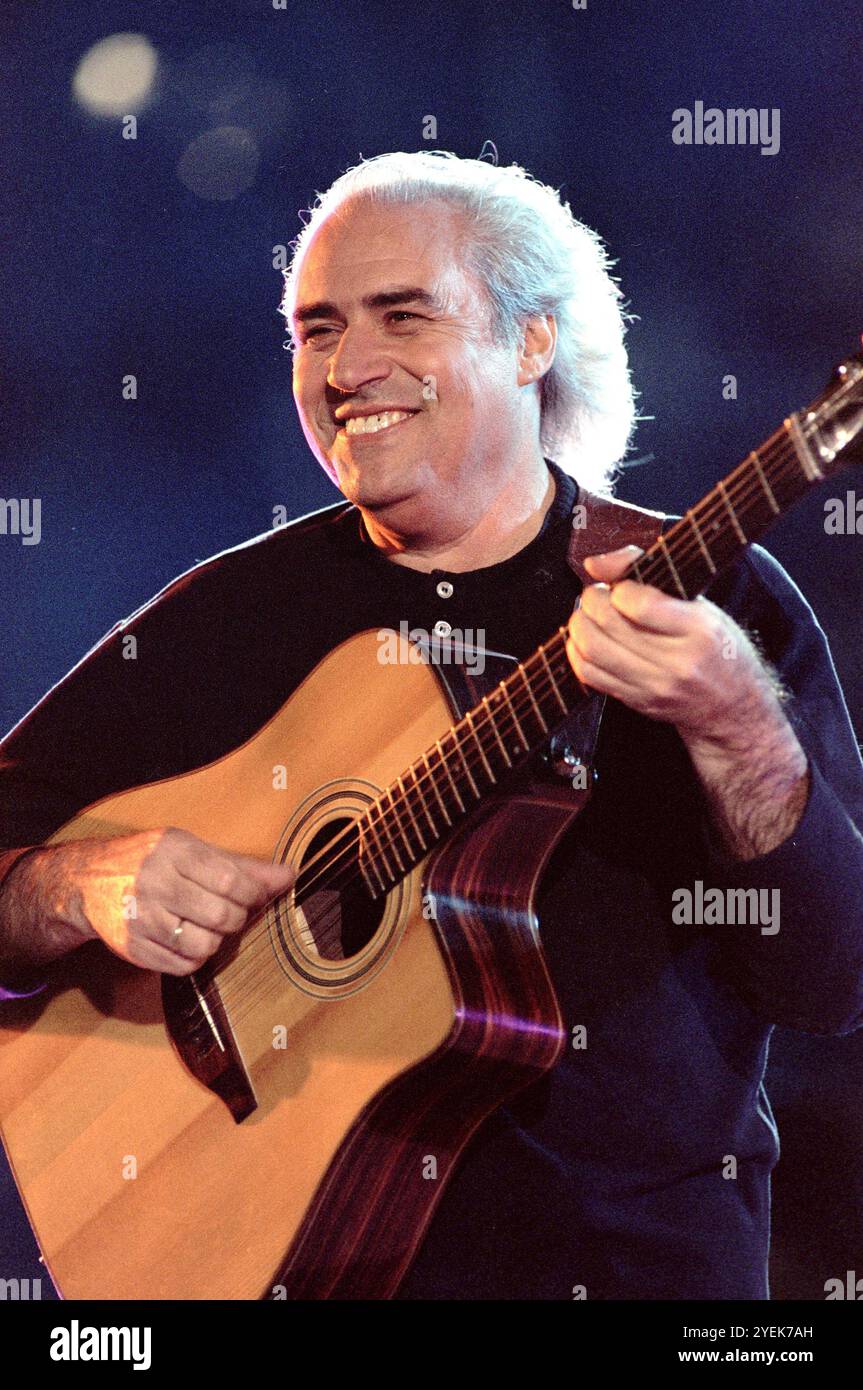 Franco mussida guitarist hi-res stock photography and images - Alamy