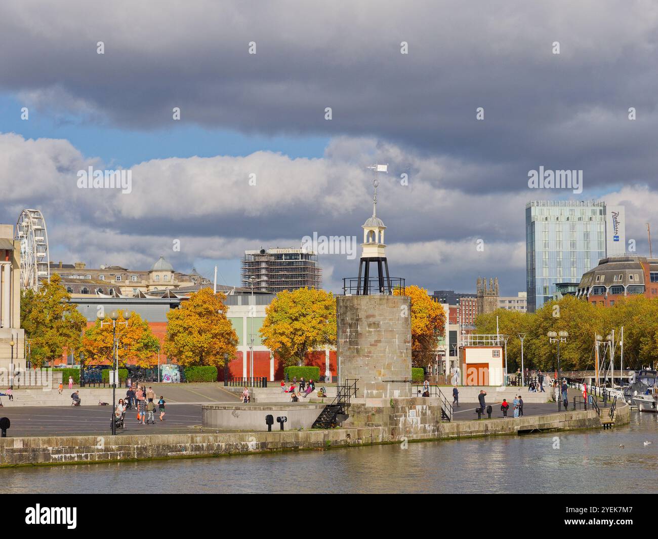 Bristol Amphitheatre & Waterfront Square, Lloyds Amphitheatre, Bristol ...