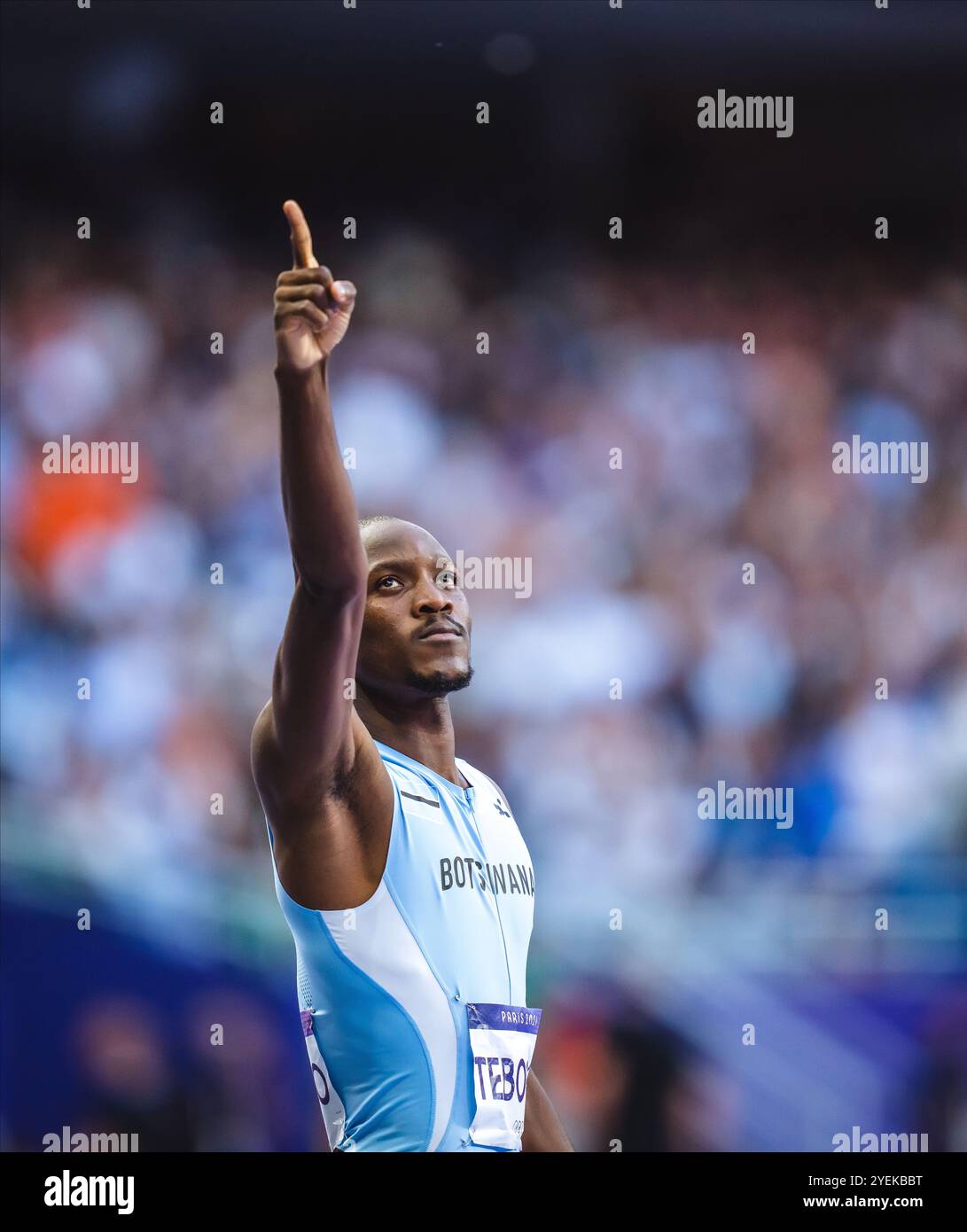 Letsile Tebogo winning in the 200 meters at the Paris 2024 Olympic ...