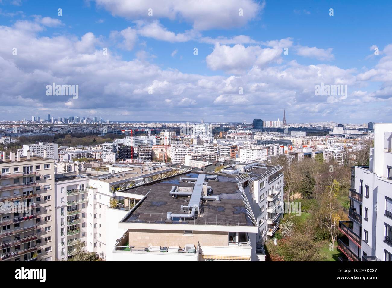 Issy-les-Moulineaux (Paris area): overview of Paris from the upper town ...