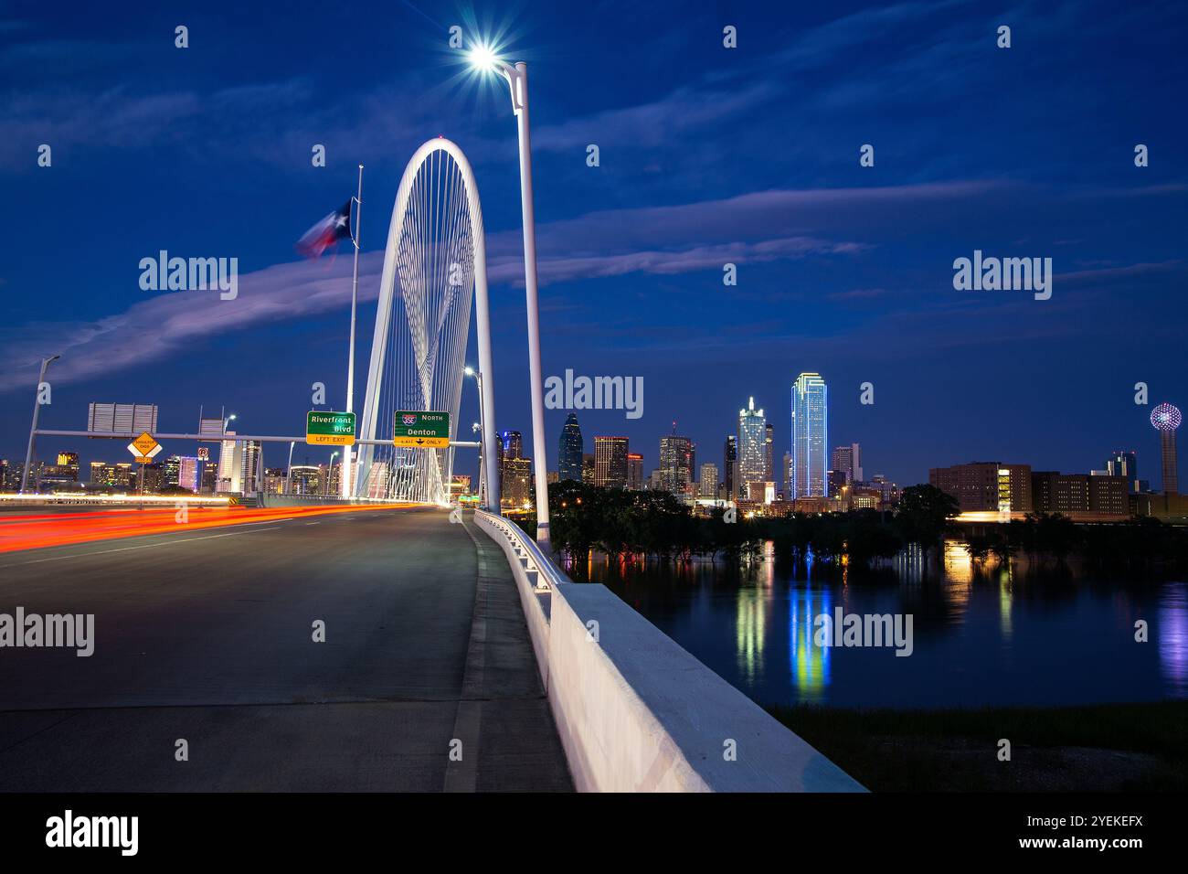 Sparkling flood hi-res stock photography and images - Alamy
