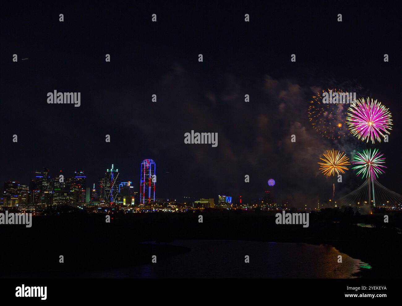 Illumination fireworks hi-res stock photography and images - Alamy