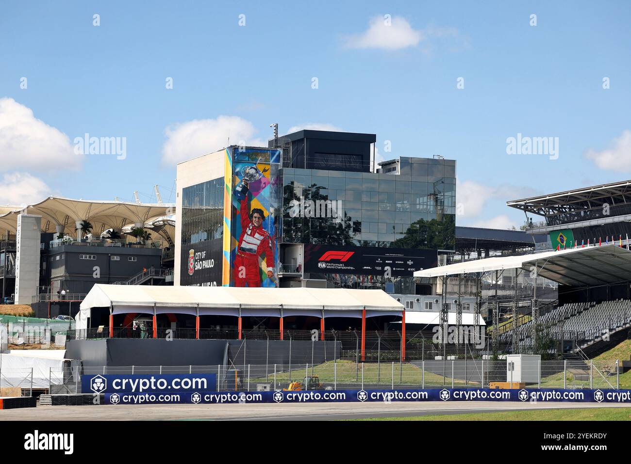Sao Paulo, Brazil. 31st Oct, 2024. Circuit atmosphere. Formula 1 World ...