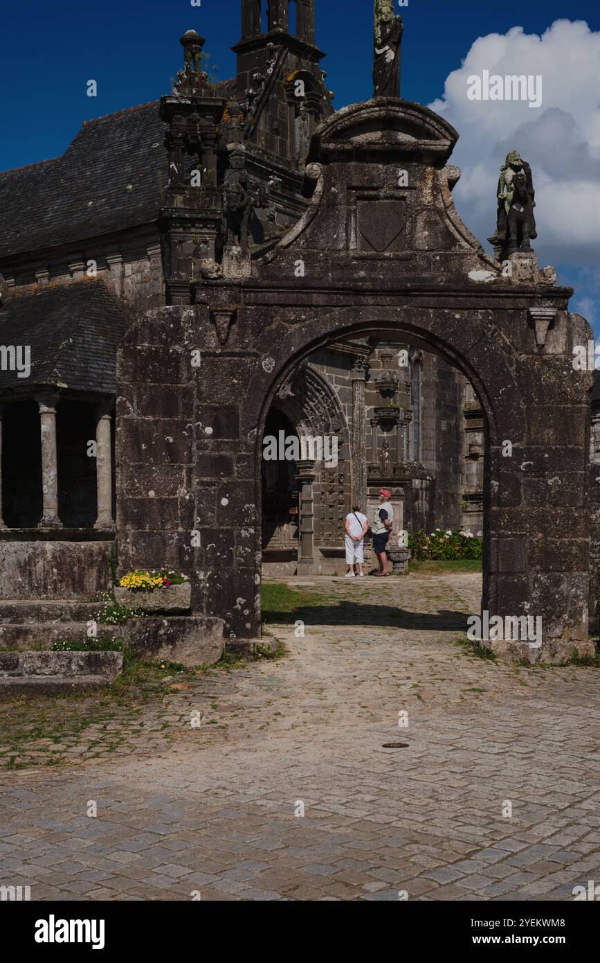 Late 1500s triumphal arch and main entrance to the parish close of the ...