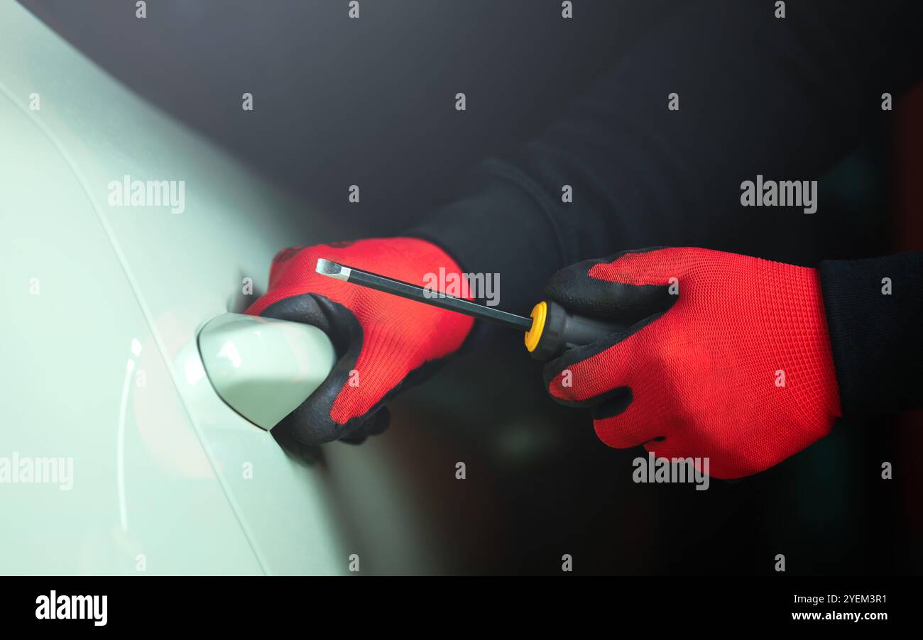 Pry open door hi-res stock photography and images - Alamy