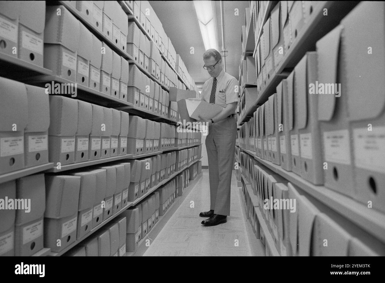 Dwight eisenhower presidential library hi-res stock photography and ...