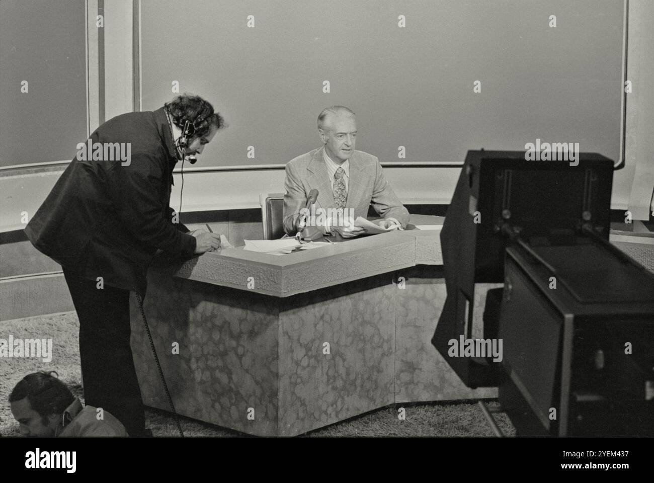 Vintage abc tv news hi-res stock photography and images - Alamy