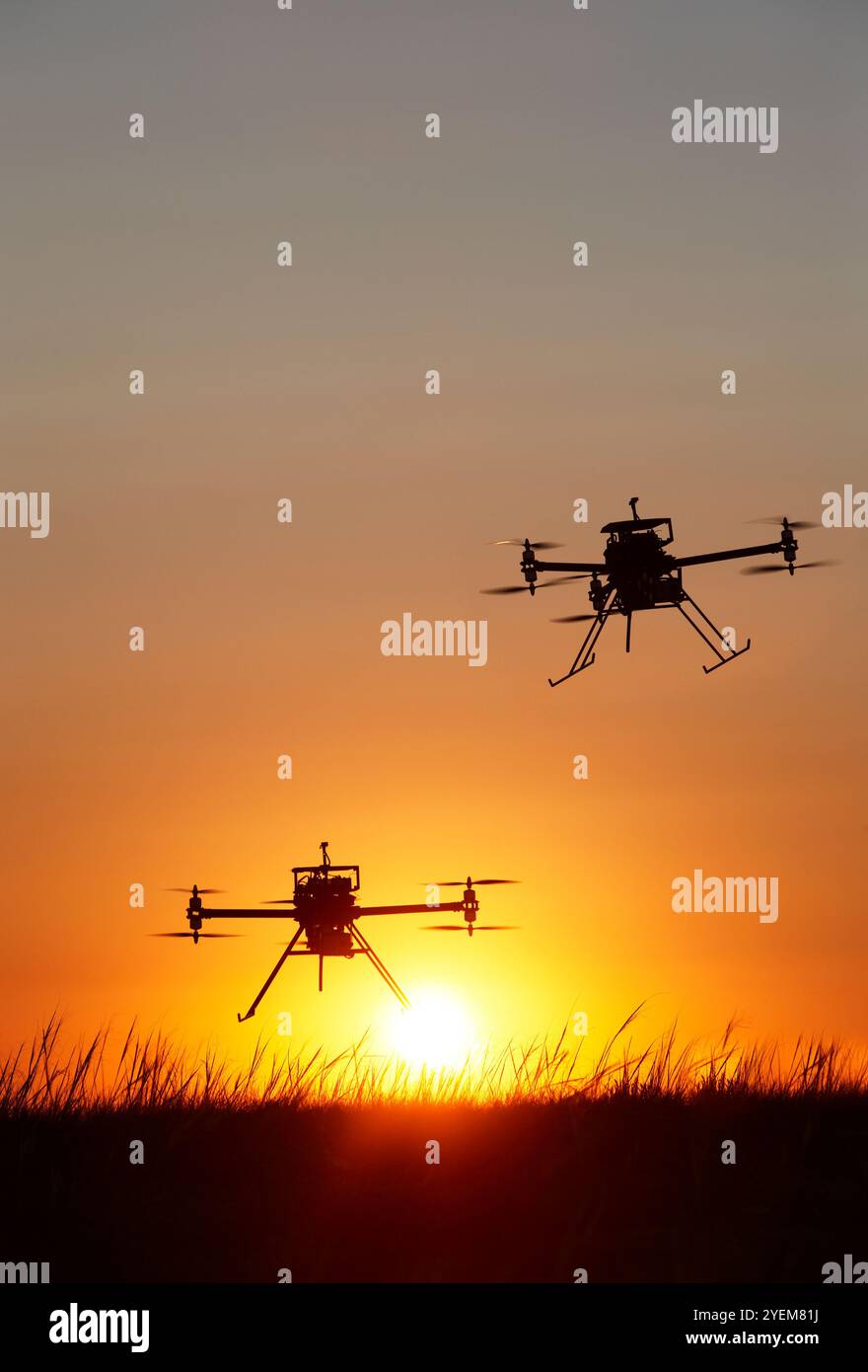 Machine swarming hi-res stock photography and images - Alamy