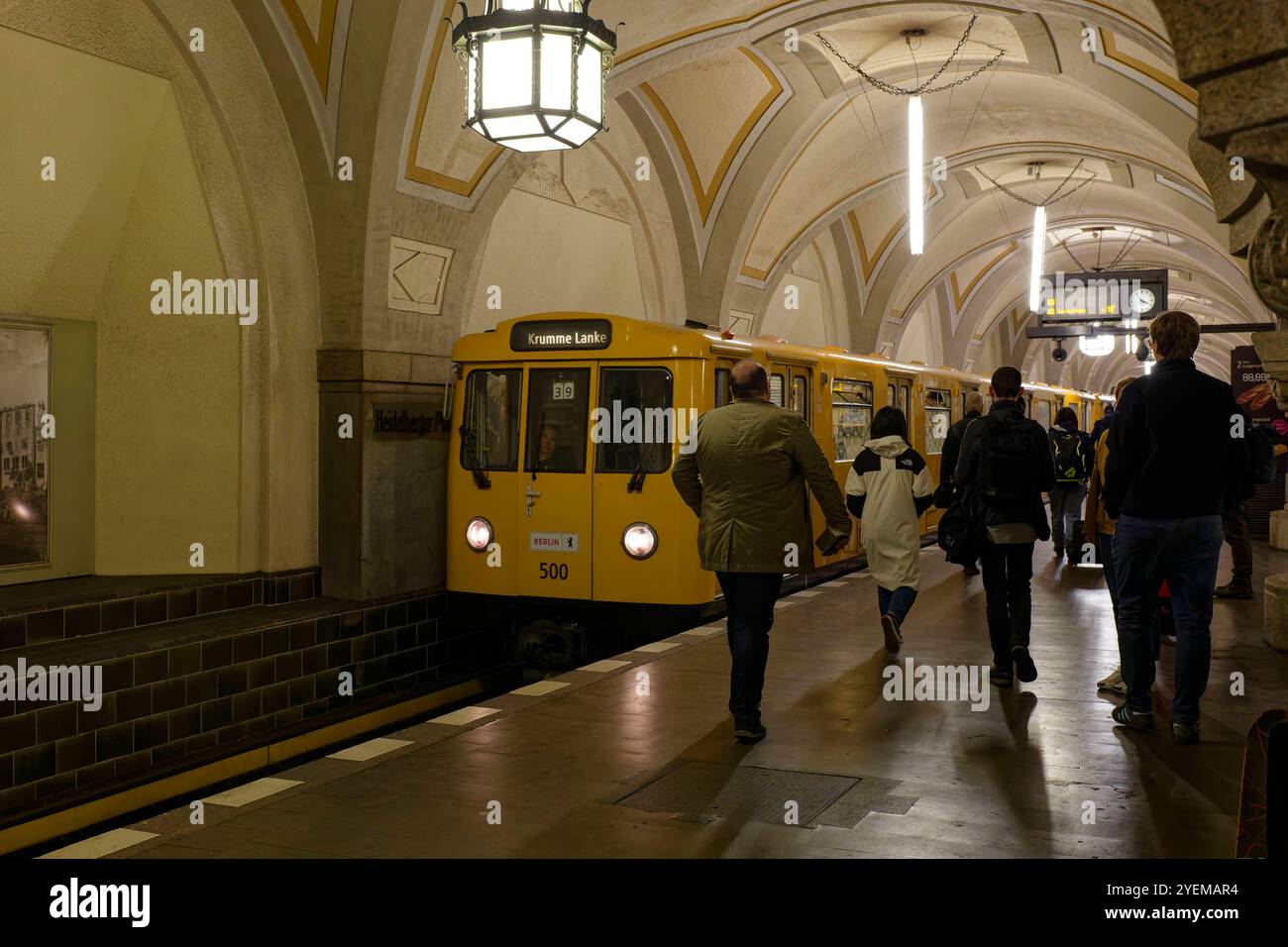 U-Bahnhof Heidelberger Platz 2024-10-27 Deutschland, Berlin Berliner U ...