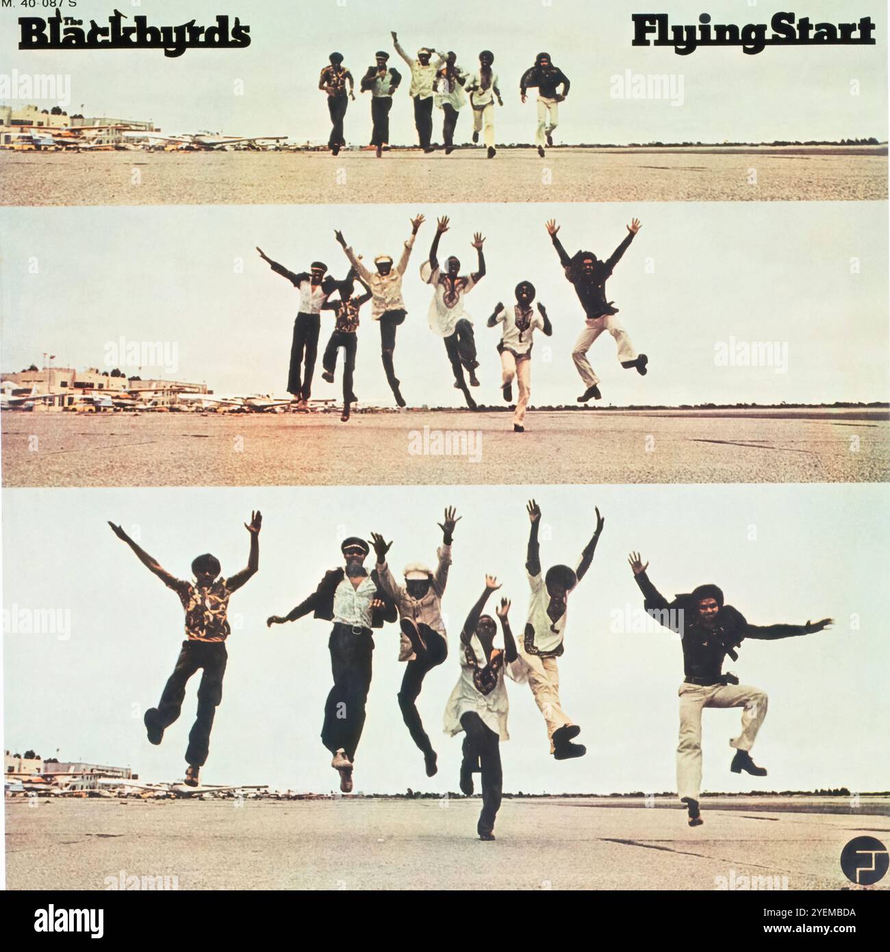 Flying start hi-res stock photography and images - Alamy