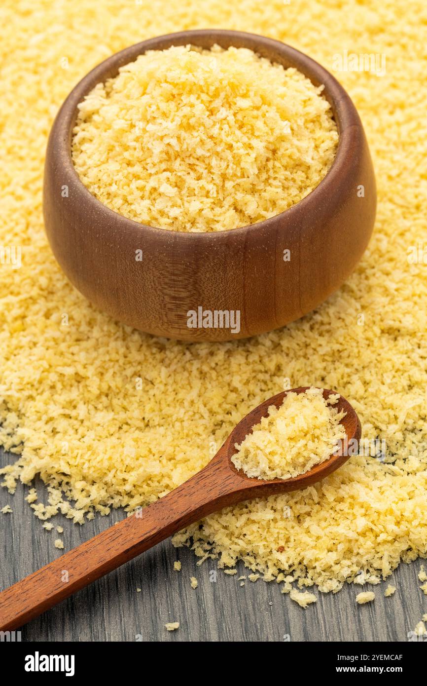 Yellow japanese panko crumbs in the spoon and bowl Stock Photo - Alamy