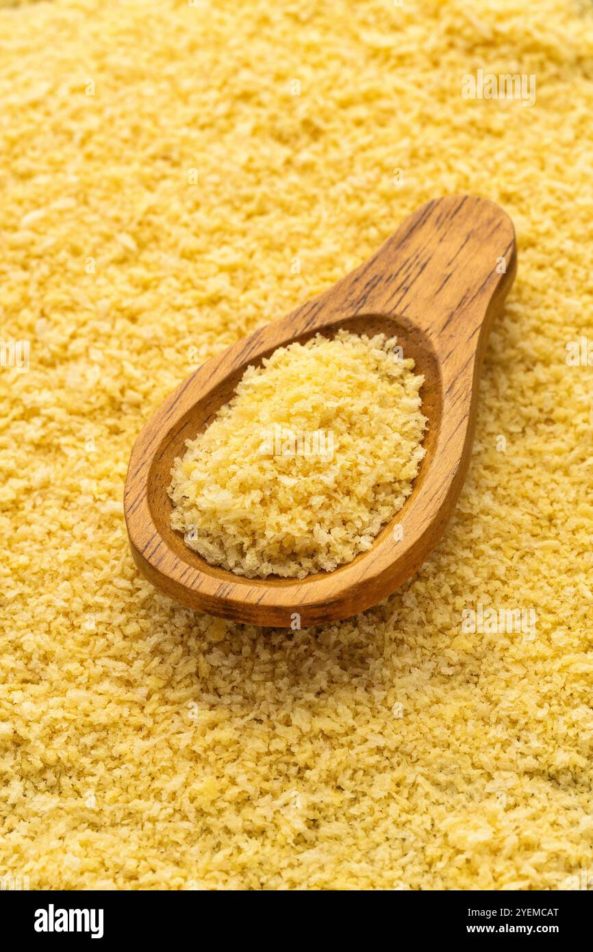 Crunchy yellow panko bread hi-res stock photography and images - Alamy
