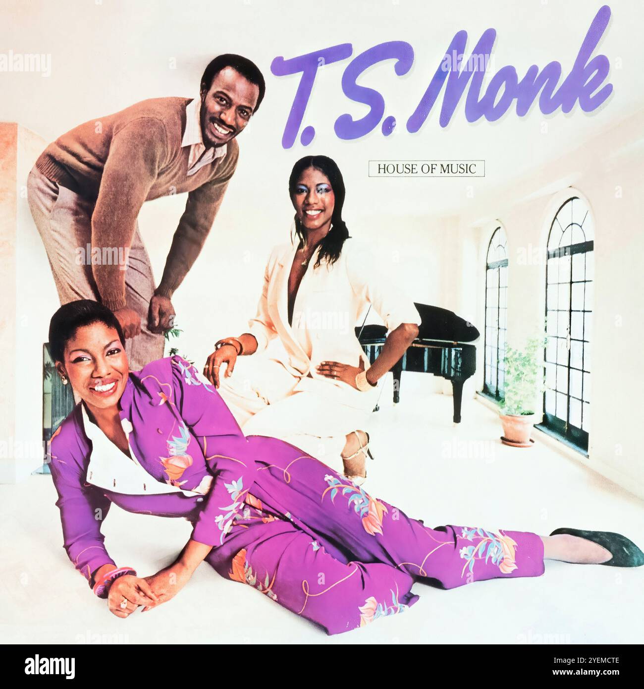 House music 1980 hi-res stock photography and images - Alamy