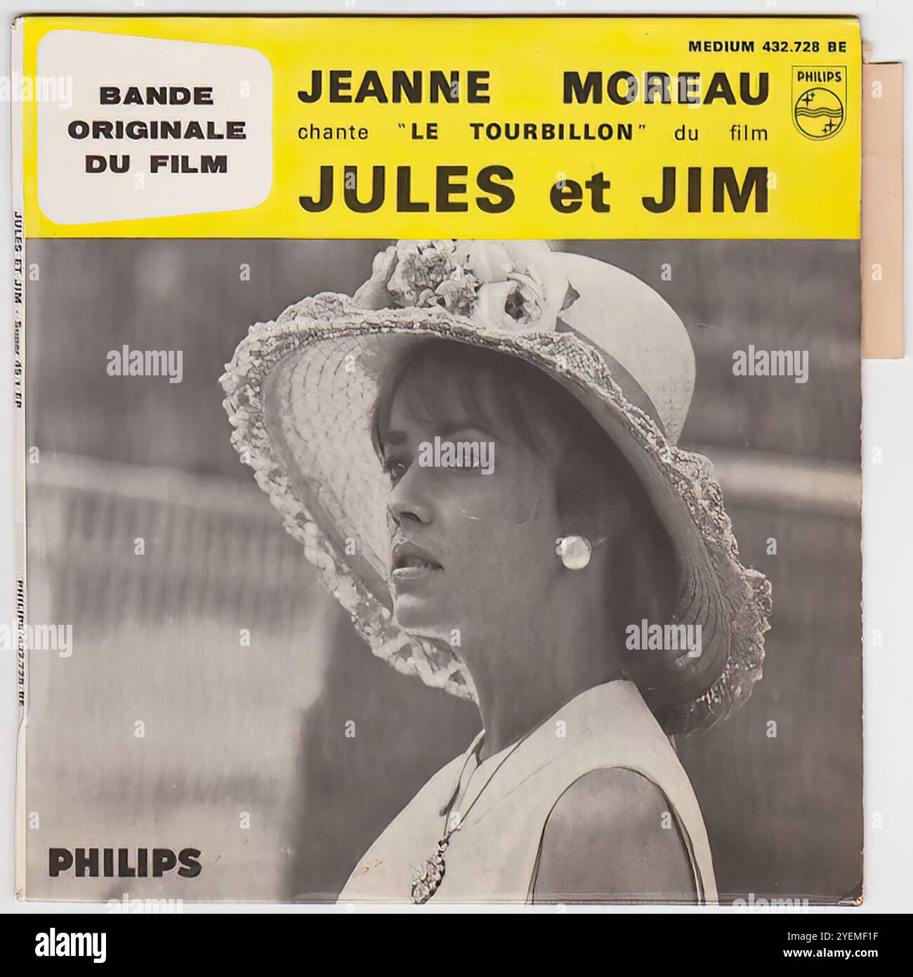 Jeanne moreau jules hi-res stock photography and images - Alamy