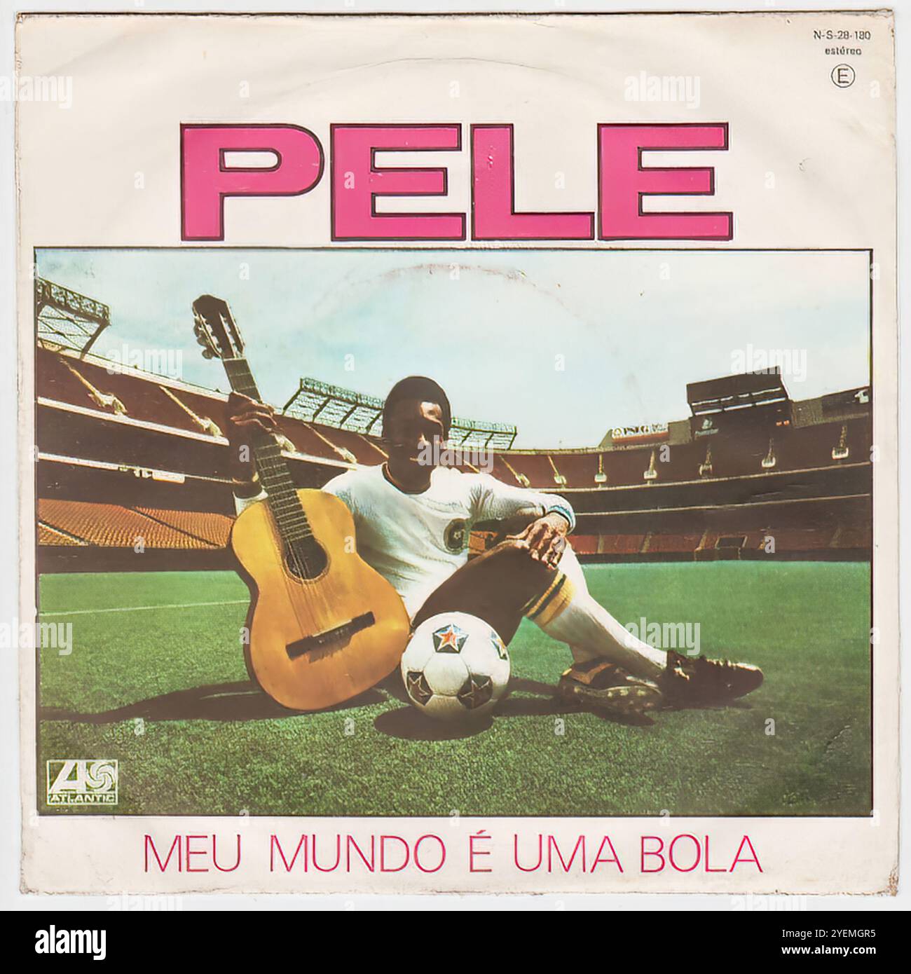 Pele design hi-res stock photography and images - Alamy