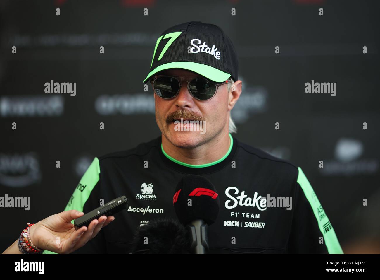 BOTTAS Valtteri (fin), Stake F1 Team Kick Sauber C44, portrait during ...