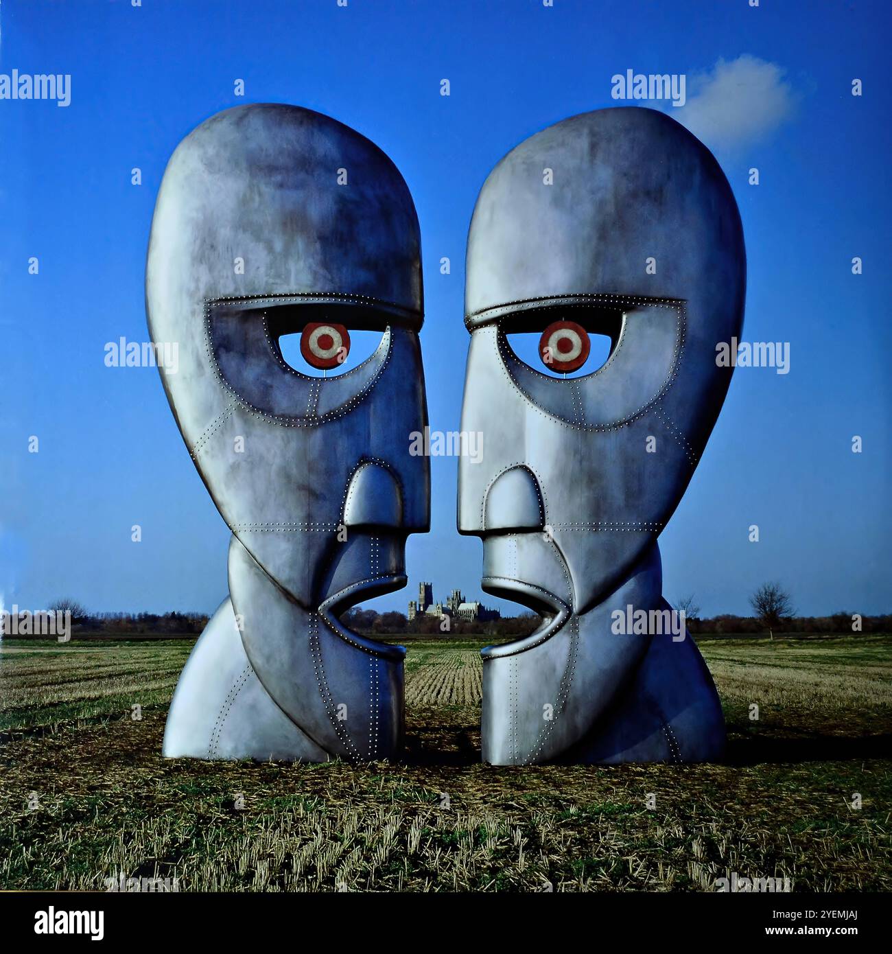 Pink Floyd - The Divison Bell - Original Vinyl Cover Stock Photo - Alamy