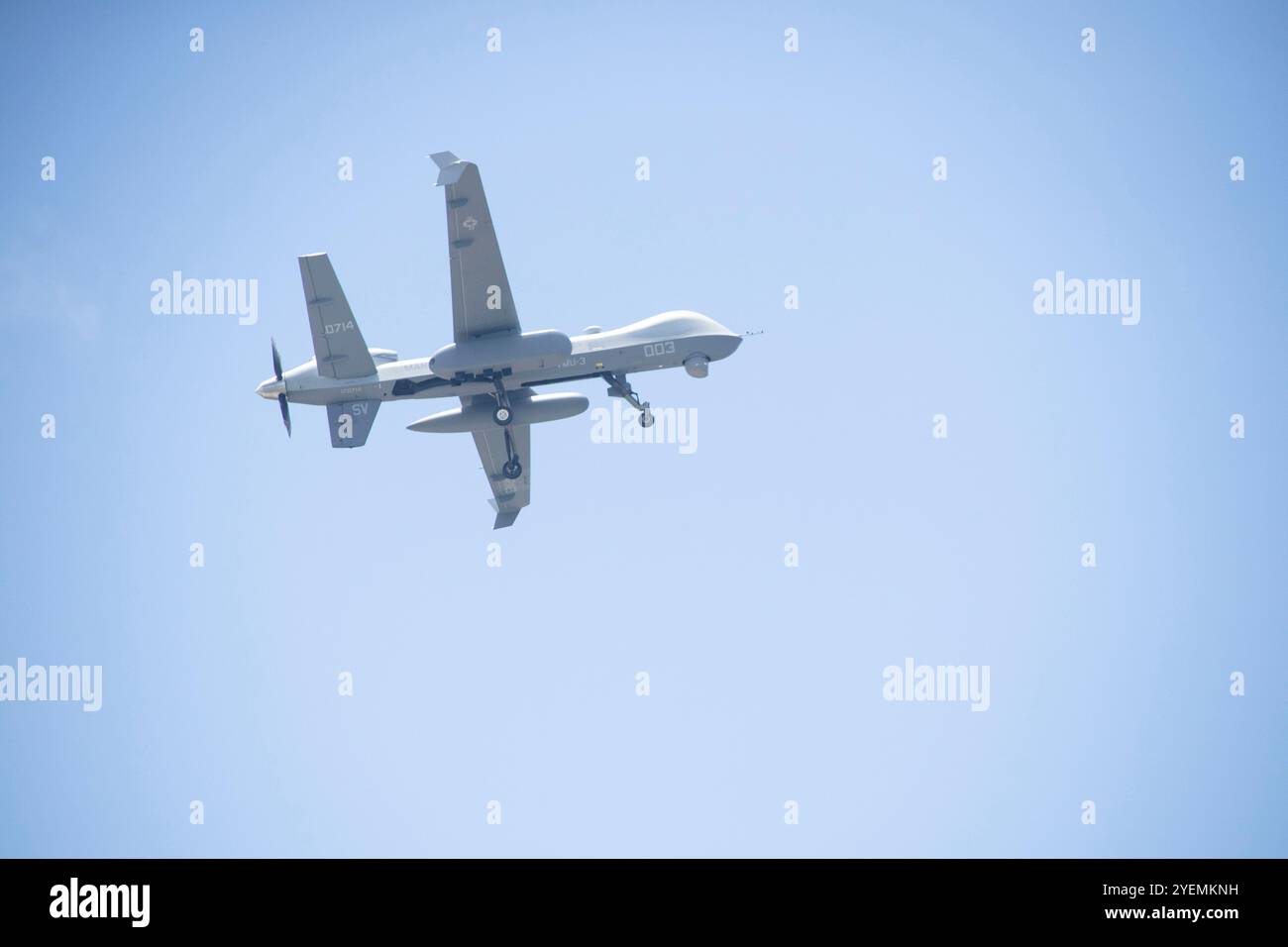 U s marine low altitude hi-res stock photography and images - Alamy