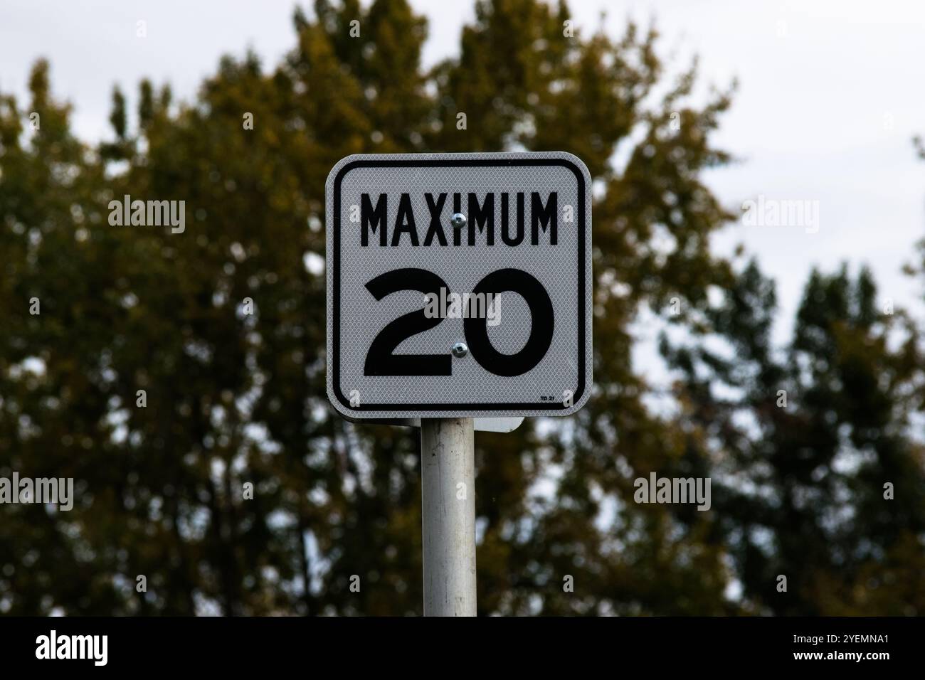 Track speed limit signs hi-res stock photography and images - Alamy