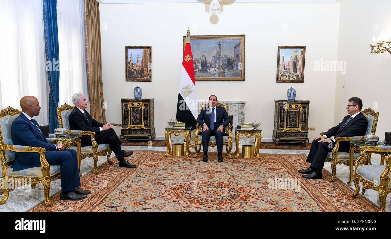 Thursday 31 oct 2024 president abdel fattah el sisi and chief hi-res ...