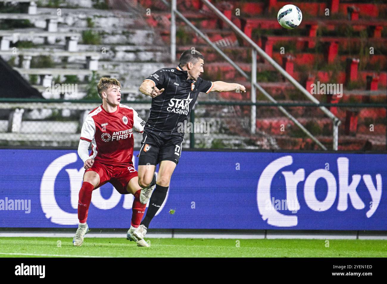 Deurne, Belgium. 31st Oct, 2024. Antwerp's Semm Renders and Deinze's ...