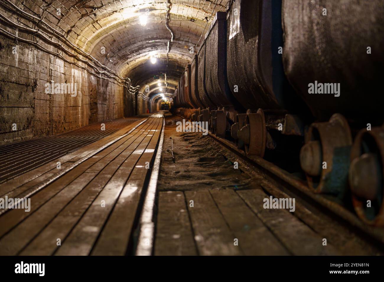Old mine carts hi-res stock photography and images - Alamy