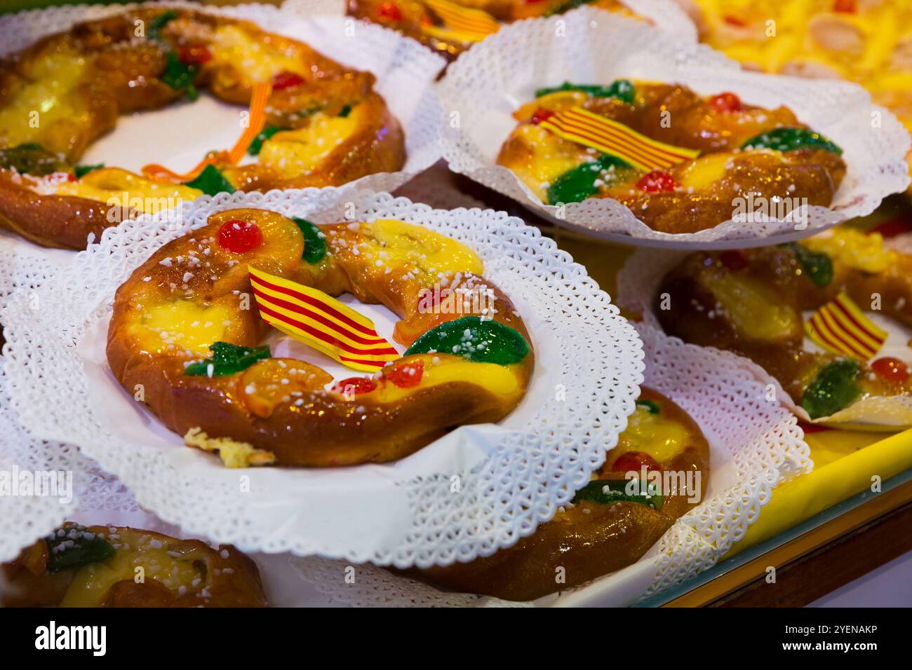 Catalan tortell de Reis Stock Photo - Alamy