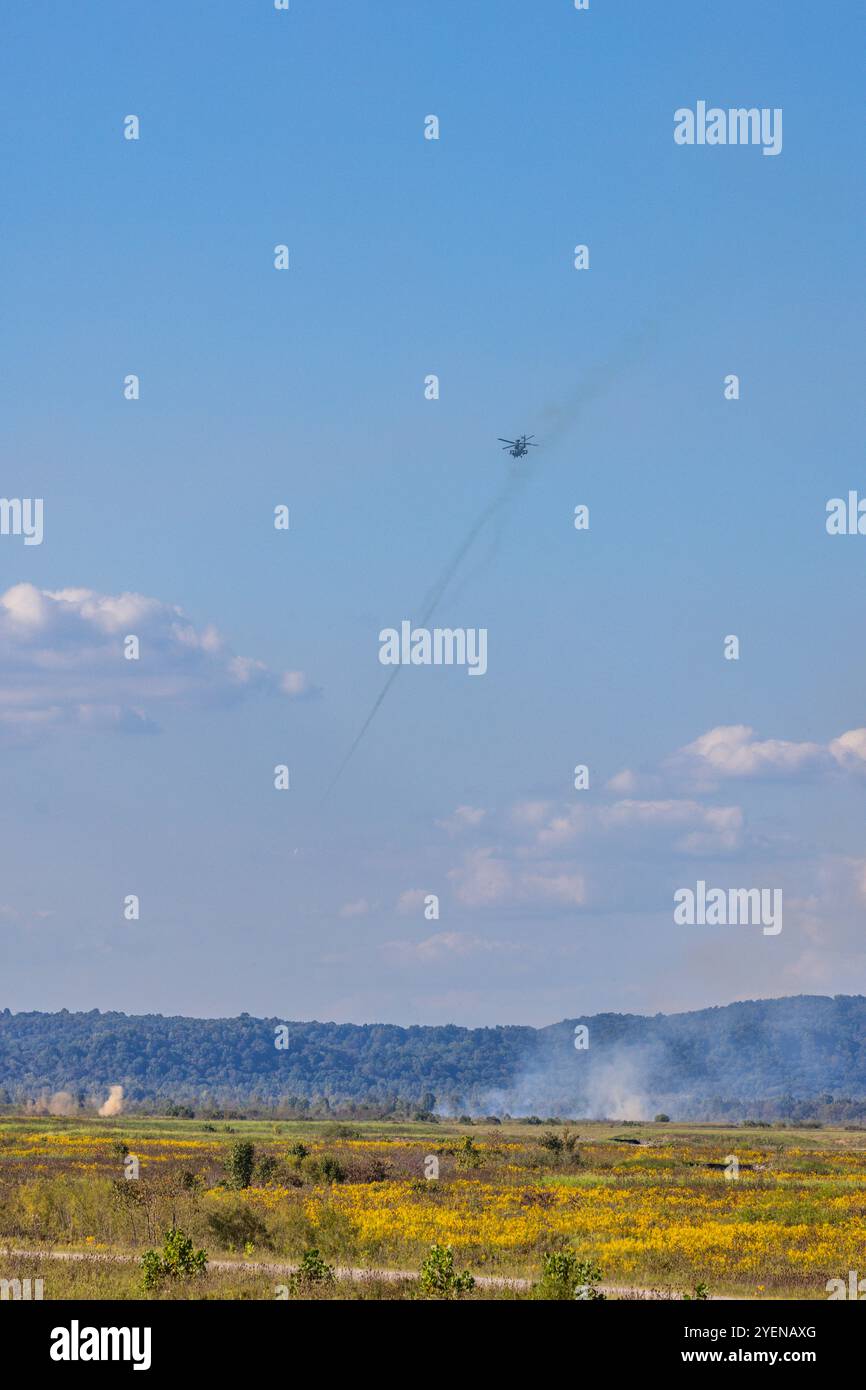 Pilots of 2-17th Cavalry Squadron "Out Front", 101st Combat Aviation ...