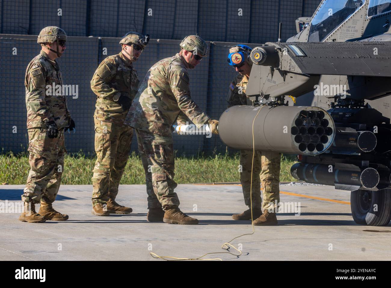 Soldier of 2-17th Cavalry Squadron "Out Front", 101st Combat Aviation ...