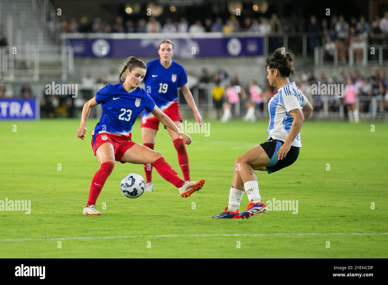 Rose lavelle soccer hi-res stock photography and images - Alamy