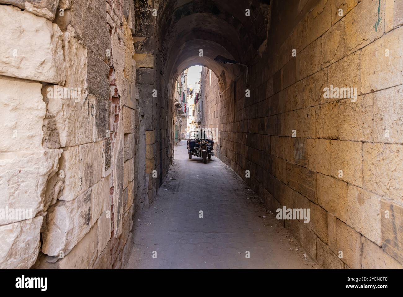 Al-Darb Al-Ahmar, Old Cairo, Cairo, Egypt. February 26, 2024. Narrow ...