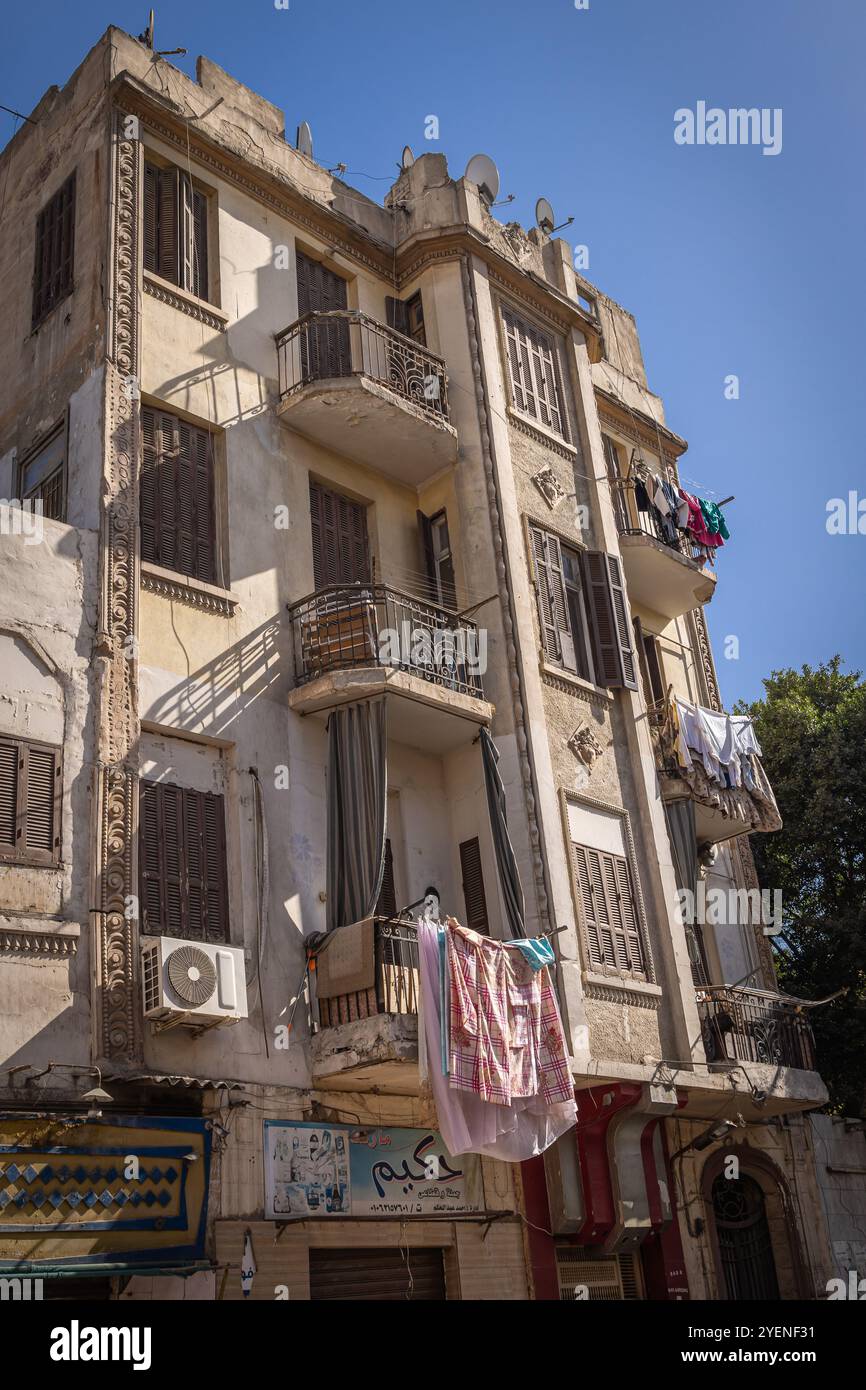 Al-Darb Al-Ahmar, Old Cairo, Cairo, Egypt. February 26, 2024. A small ...