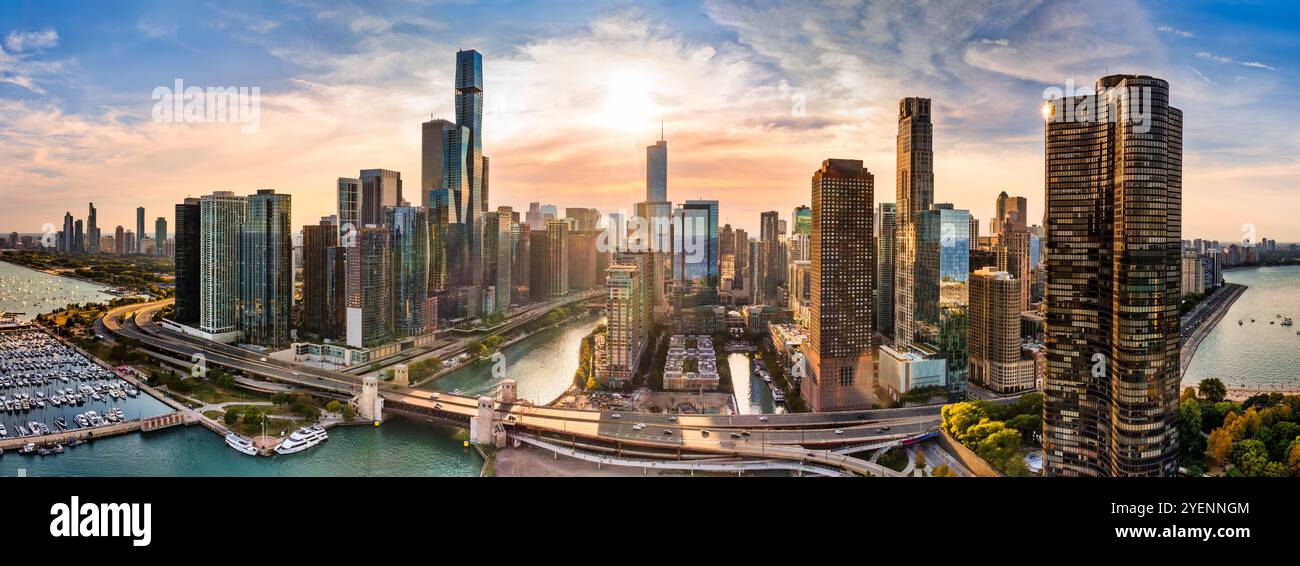 Downtown chicago skyscrapers towers panorama hi-res stock photography ...