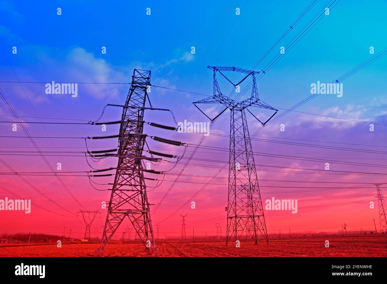 Pylon build structure hi-res stock photography and images - Alamy
