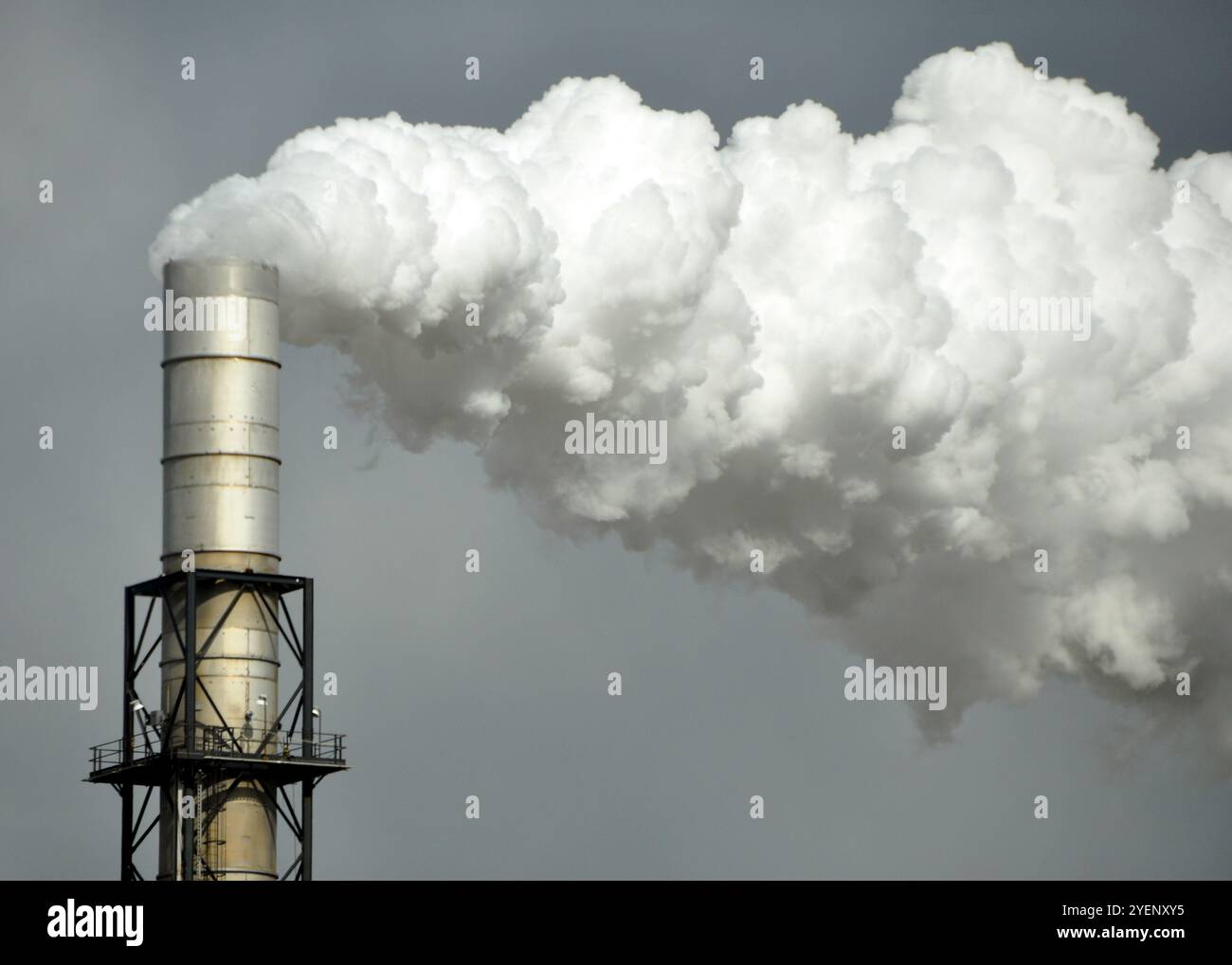 SAW Oil Refinery Smokestack Stock Photo - Alamy