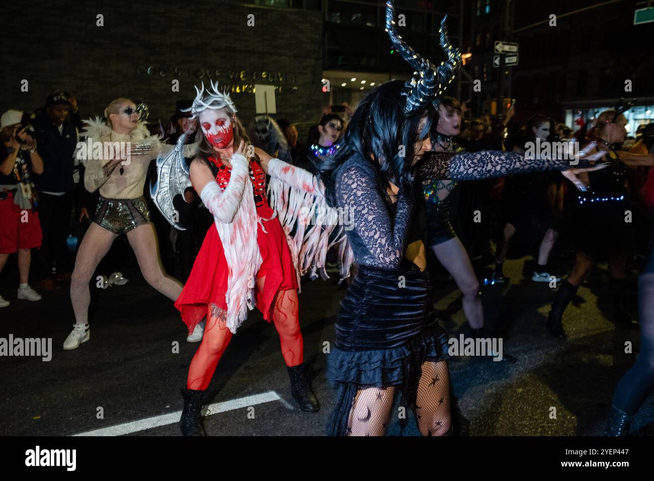 Zombies dance hi-res stock photography and images - Alamy