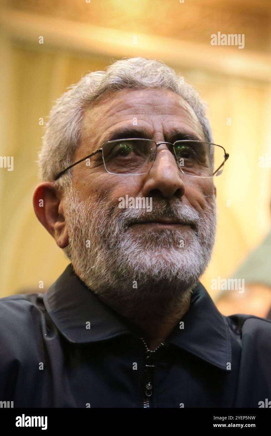 Hassan nasrallah axis hi-res stock photography and images - Alamy