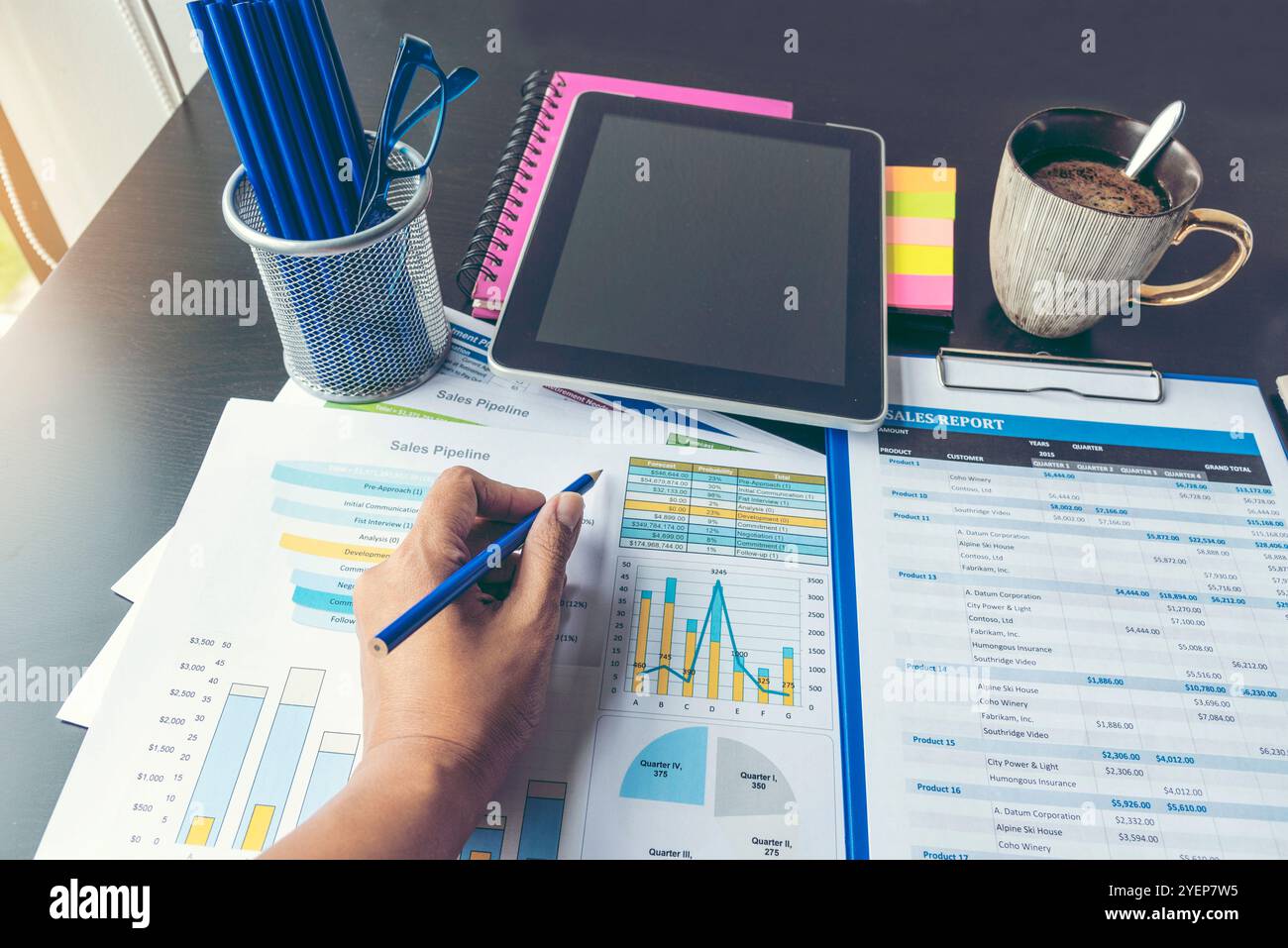 Excel graph with Spreadsheet Document showing Information Financial ...