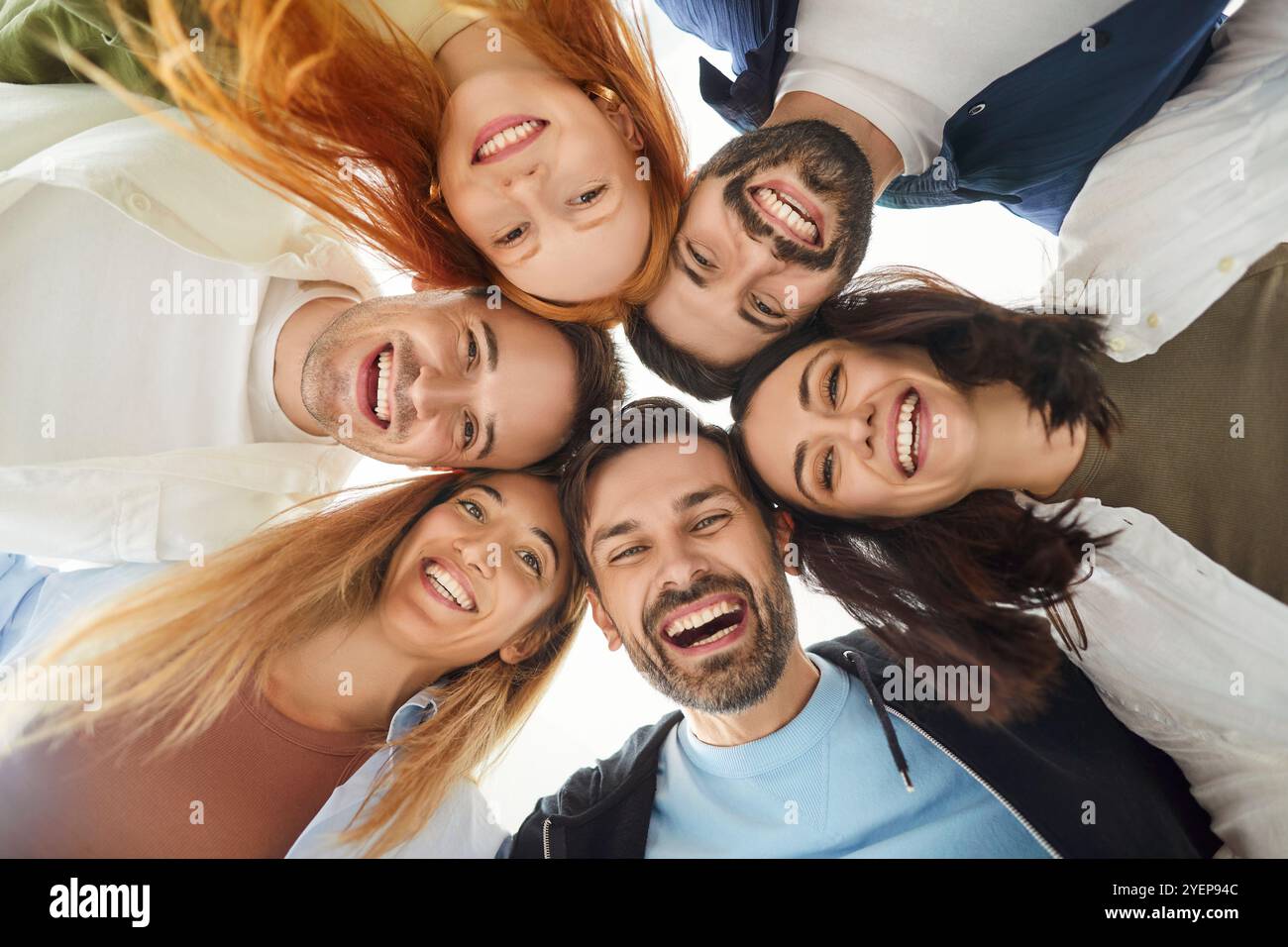Circle portrait hi-res stock photography and images - Alamy