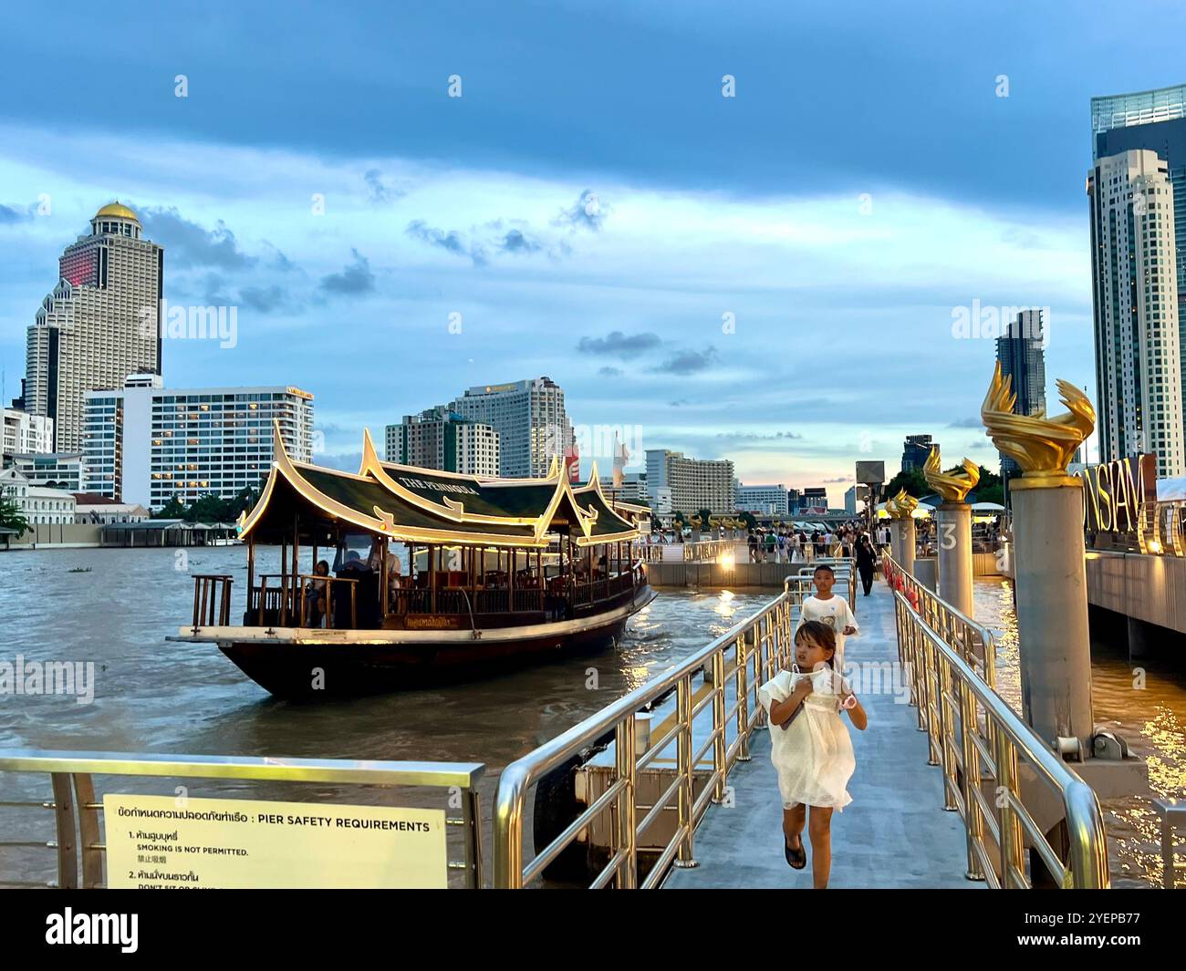 Bangkok, Thailand. 18th Aug, 2024. A hotel boat sails on the Chao ...