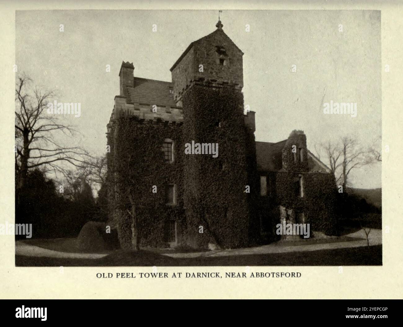 Darnick tower hi-res stock photography and images - Alamy