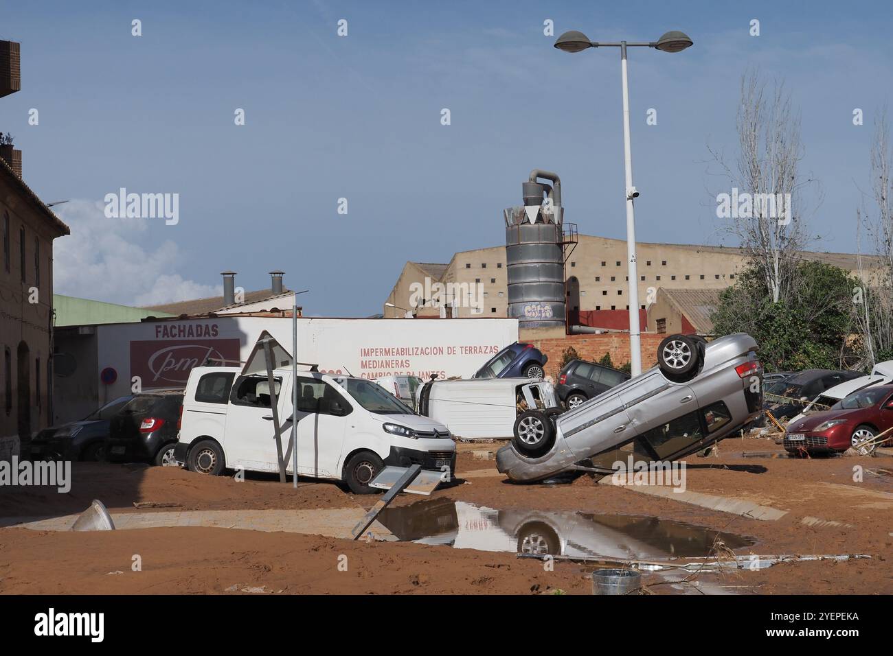 VALENCIA, SPAIN OCTOBER 31, 2024: Devastating aftermath of flooding in ...