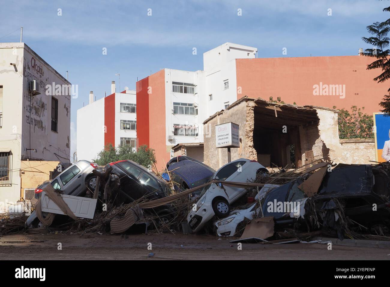 The aftermath of hurricane Dana in Valencia, Spain - Flood bringing ...