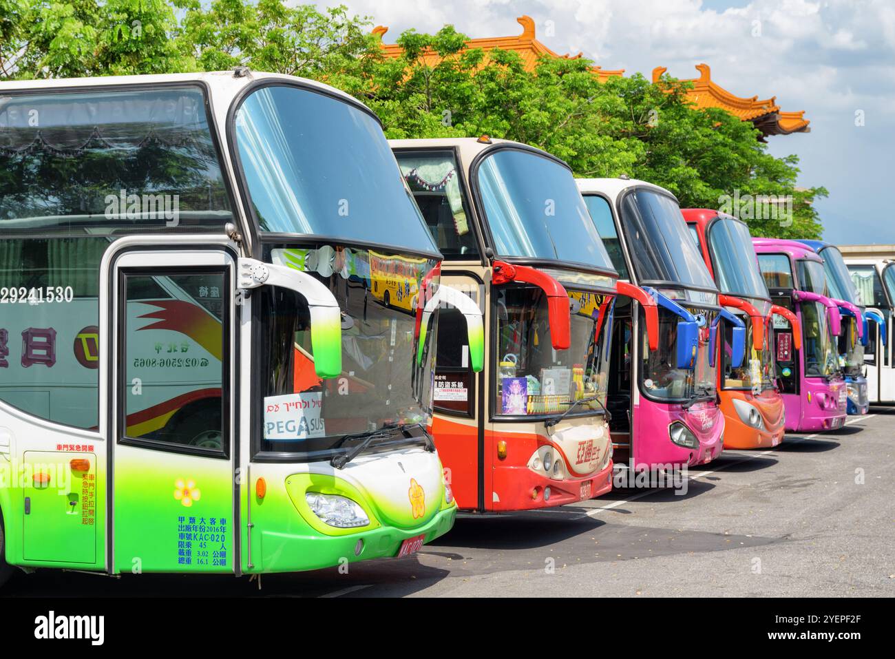 Taiwan bus hi-res stock photography and images - Alamy