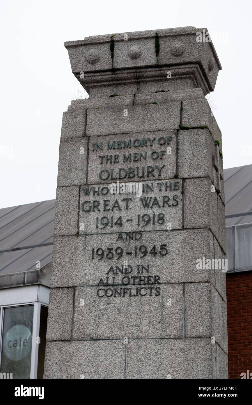 The war memorial, Oldbury, West Midlands, England, UK Stock Photo - Alamy