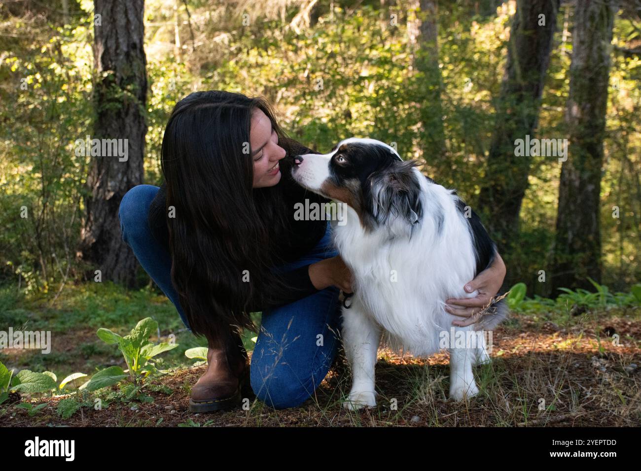 Australian woman hiking hi-res stock photography and images - Alamy
