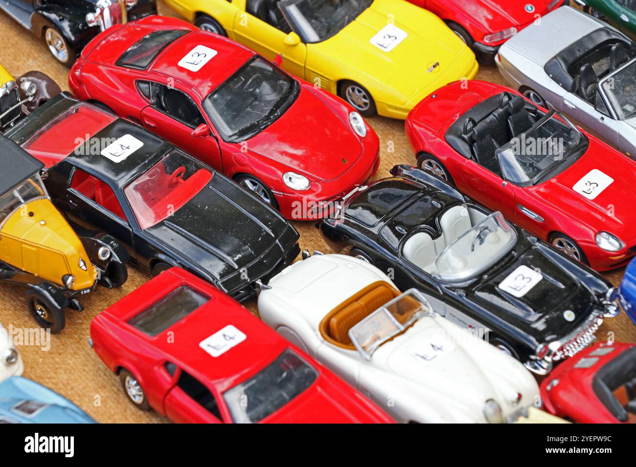 Old cars for sale hi-res stock photography and images - Alamy